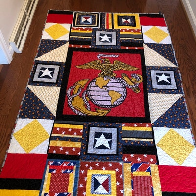 Bzzzzzz Mini Quilt Pattern by Whole Circle Studio - Etsy