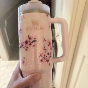 Custom Stanley Strawberry 30oz - Etsy