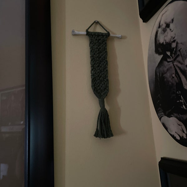 Small Bone Macrame Leaf Design - Etsy