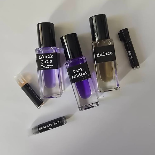 LILITH, Gothic Fragrance, Perfume Oil, Witchy Scents - Etsy