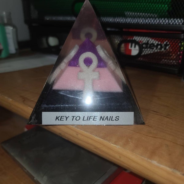 Pyramid of Hearts - Etsy