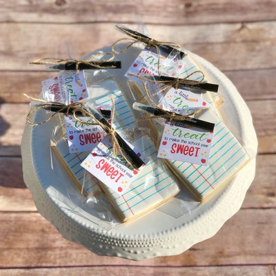 A Little Treat to Make the School Year SWEET TAG, First Day of School ...