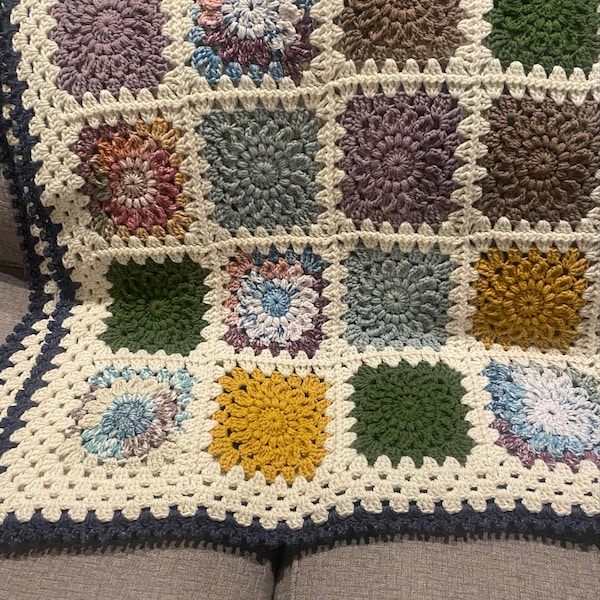 PATTERN | Astrid Granny Cowl Pattern | Crochet Granny Square Neck ...