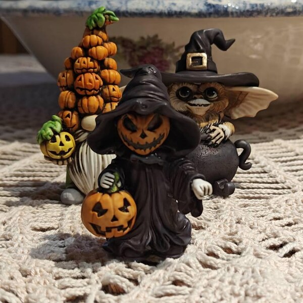 Artist Neil Eyre Eyredesigns Halloween Witch Hat Tree Frog Toad Wizard ...