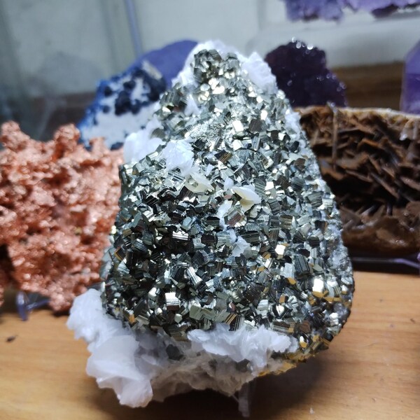Set of 24 Different International Crystals,minerals,flat Minerals,flat ...
