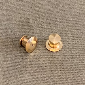 Deluxe Locking Pin Back for Enamel Pins, Set of 2, Secure Brooch Pin ...