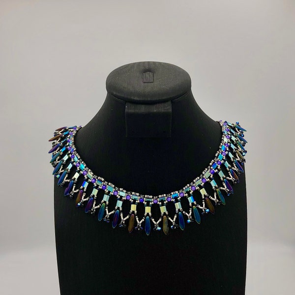 Beading Tutorial 8mm Swarovski Chatons Necklace Tutorial Sweet Blooming ...