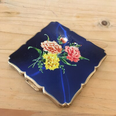 Stratton Musical Compact, Gold Tone Powder Compact With Sifter, Ladies ...