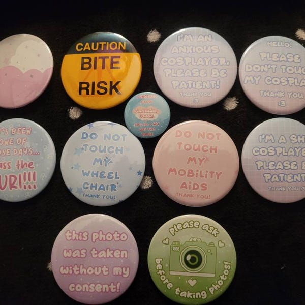 Nonverbal Communication Badge for Personal Space | Mobility Aid Pin ...