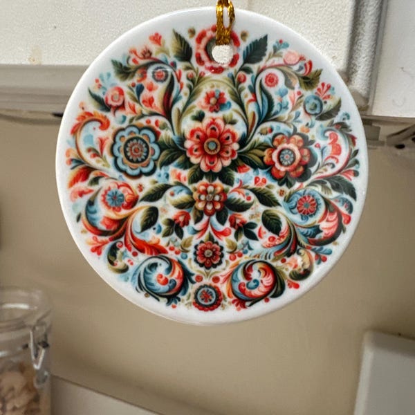 Dala Horse Phone Stand, Classic Scandinavian Mobile Display Stand ...