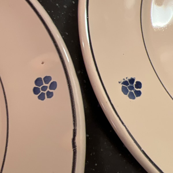 Set 4 Plates Terracotta Traditional, Cream and Blue Flower, 2 Flat ...