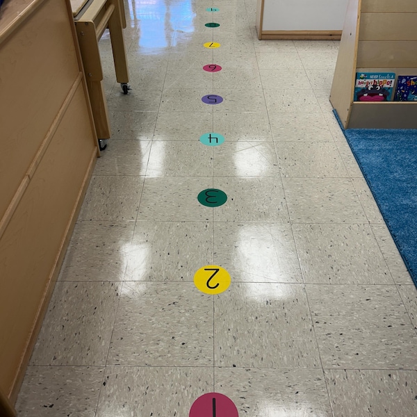 Classroom Line up Dots / Paw Prints / Classroom Decor / Floor Dot ...