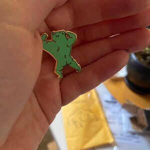 Leg Day Larry Buff Muscle Frog Hard Enamel Pin - Etsy