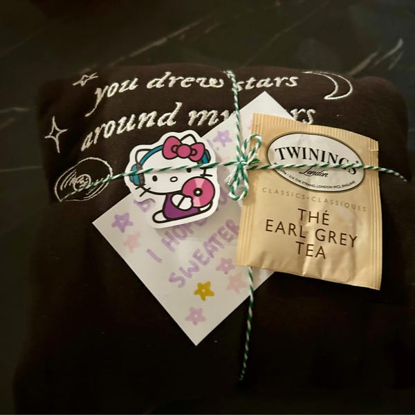 Mattheo Riddle Embroidered Sweatshirt - Gender-Neutral Adult ...