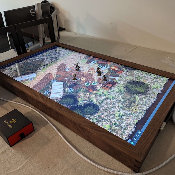 New Item First Look: 43" Digital Map Case With USB and HDMI Passthrough ...
