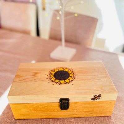 Sunflower Essential Oil Storage Box Wooden Grid Box for Aromatherapy ...