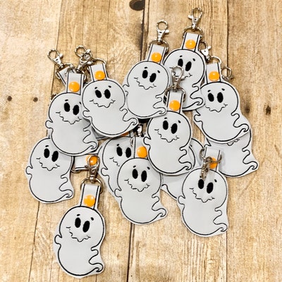 Cute Ghost Key Fob Snap Tab Embroidery Design 4X4 Size - Etsy