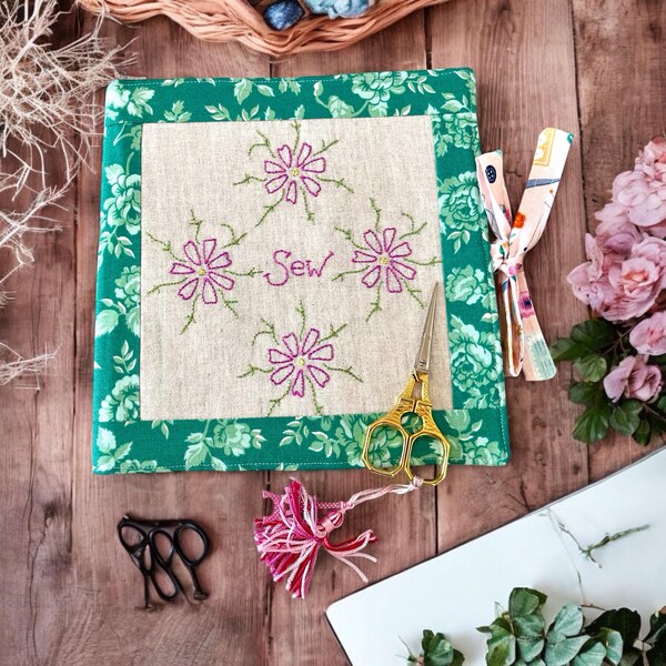 Handworks Home by Ayako Kugimaru for Robert Kaufman Fabrics (HC-1097L-A ...