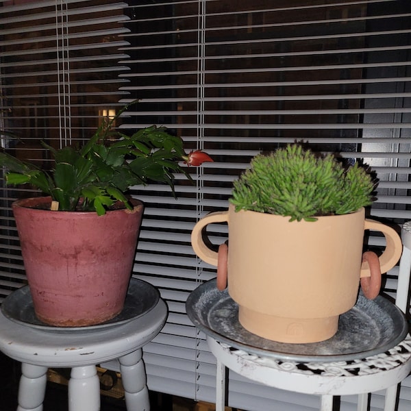 Pot With Legs, Fun Pot, Terracotta Pot - Etsy