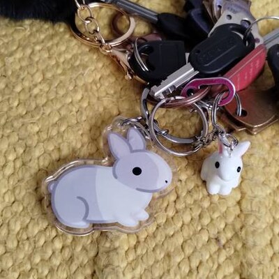 Gray Timber Wolf Acrylic Glitter Keychain Kawaii Chibi Wild - Etsy