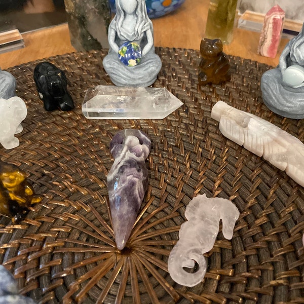 Moon Goddess Statue - Goddess Selene Figurine - Lunar Altar Goddess ...