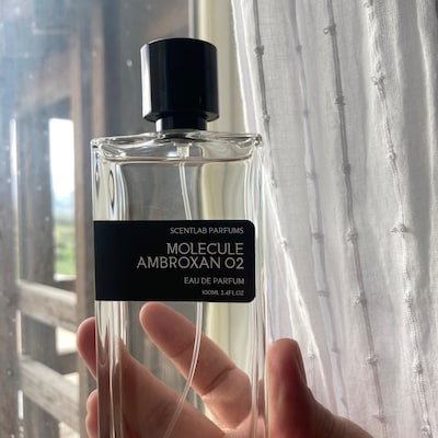 ISO SUPER 01 iso E Super Fragrance by Scentlab Parfums Premium Glass ...