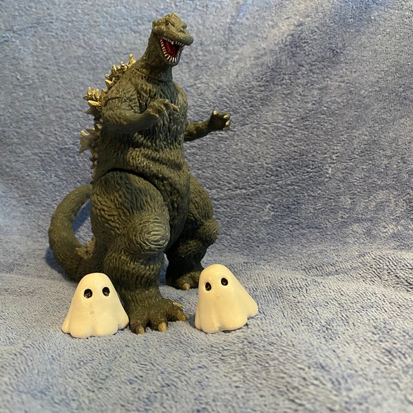 Tiny Clay Ghost Figure - Etsy