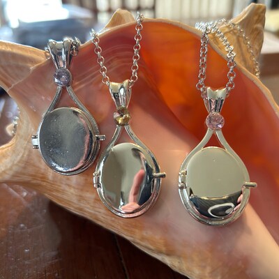 H2O Just Add Water Inspired Wire Wrapped Crystal locket - Etsy