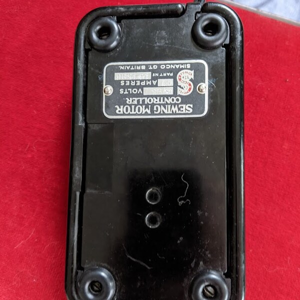 Vintage Original Singer Sewing Machine Chain Stitch Needle Plate 21313 ...