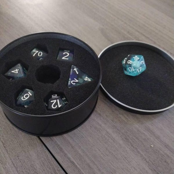 Jellyfish Dnd Dice Set | D20 TTRPG Polyhedral Dice | Jellyfish in Every ...