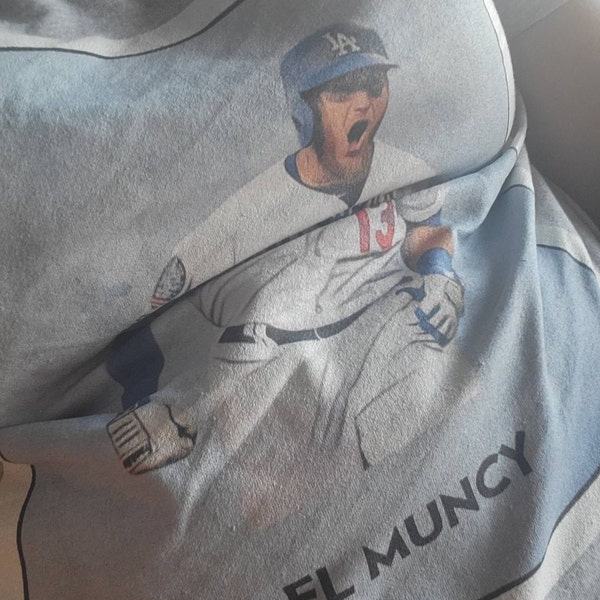 Canelo Alvarez Mexican Loteria T-shirt: El Campeón. Mexican Boxing ...