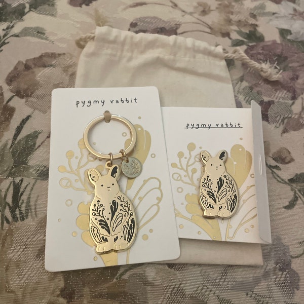 Snow Leopard Keychain | Snow Leopard Enamel Keychain| Leopard Charm ...