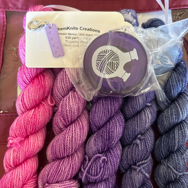 Gradient Heavy Worsted Weight Yarn (100% Superwash Merino High Twist ...