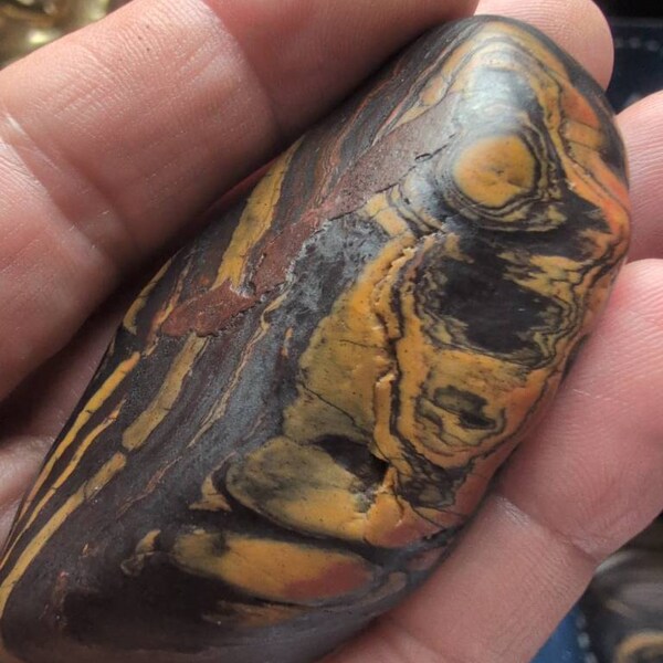 Banded Ironstone MAGNETIC Genesis Stone T27 Wyoming BIF Iron Hematite ...