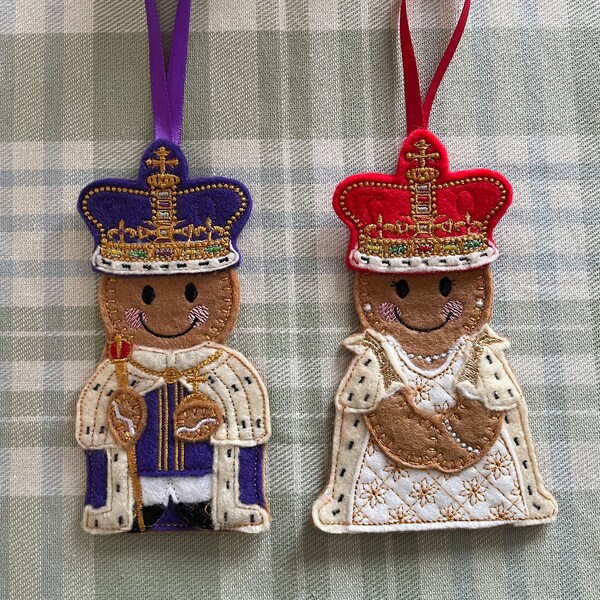 Gingerbread Man Holding a Digestive Biscuit - Etsy
