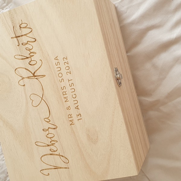 Engraved Heart Couple Keepsake Box, Personalised Wooden Wedding Memory ...
