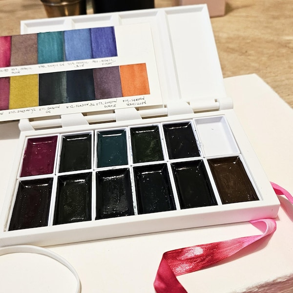 Colored Pencil Storage Box Holds up to 75 Pencils - Etsy