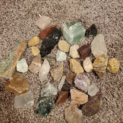 Gemstone Identification Chart 6x9 Glossed Raw Gem Reference by ...