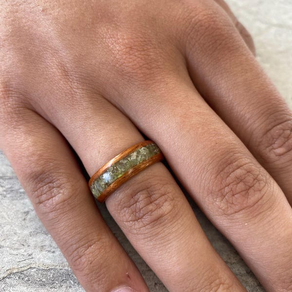Peridot Wooden Ring: Floating Inlay - Arizona Peridot - African ...