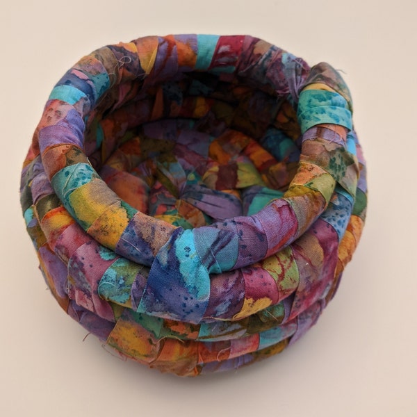 Small Treasures Basket Locker Hooking Kit - Etsy