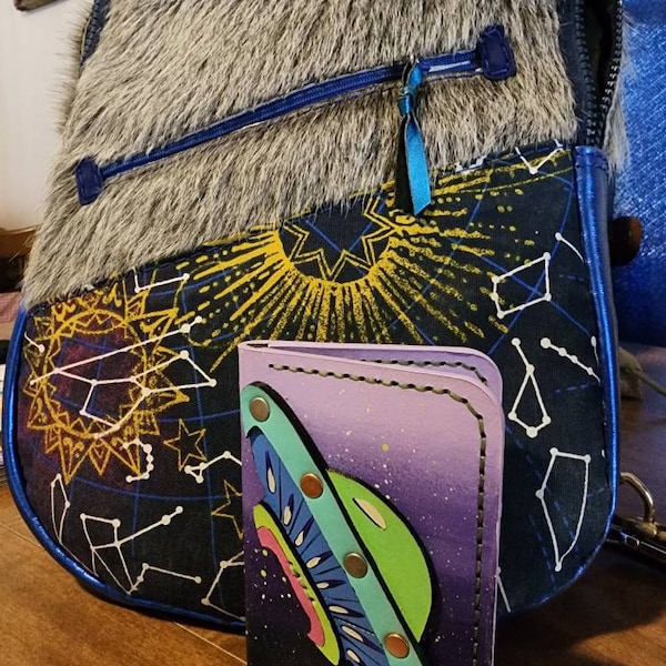 Leather Alien Abduction Desert Circle Purse With Interchangeable Charms ...