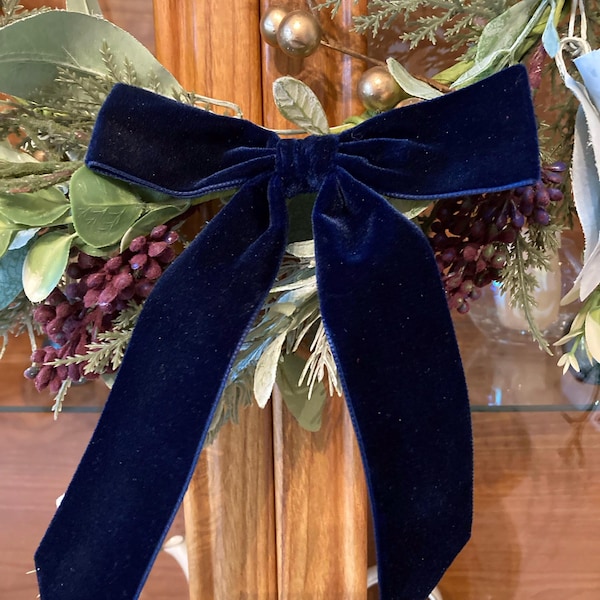 Black Velvet Bow With Short Tail, Luxury Velvet Bow Clip, Classic Black ...