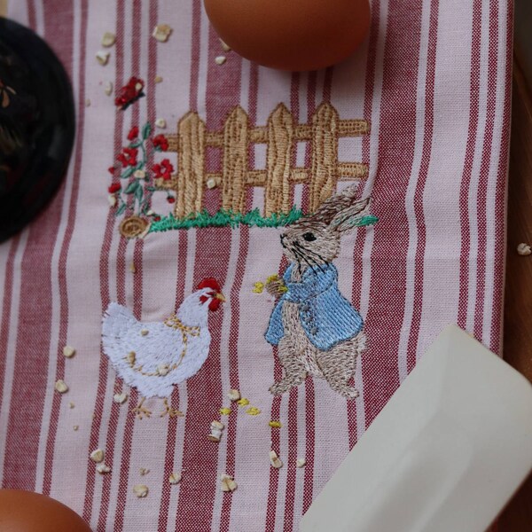 Chicken Machine Embroidery Design Size H2.63*w2.26" Digital File for 4* ...