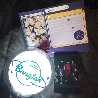 BTS Planet/heart Bias Vinyl Decal Sticker for Your Light - Etsy