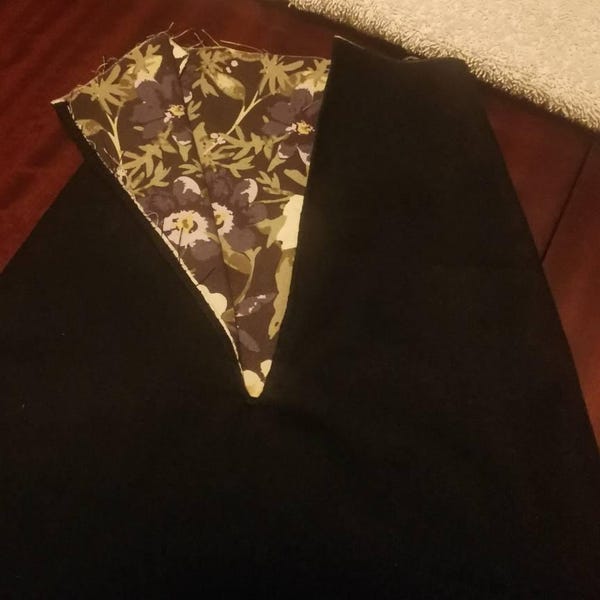 Historical Tie on Pocket Pattern - Etsy