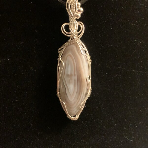 Black Banded Agate Gemstone - High Quality Black Banded Agate Cabochon ...