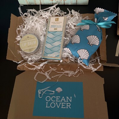 Ocean Lover Letterbox Gift Box, Pamper Hamper Box, Care Package ...