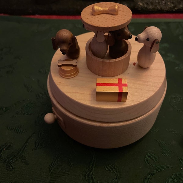 Midtown Manhattan | Wooden Music Box - Etsy