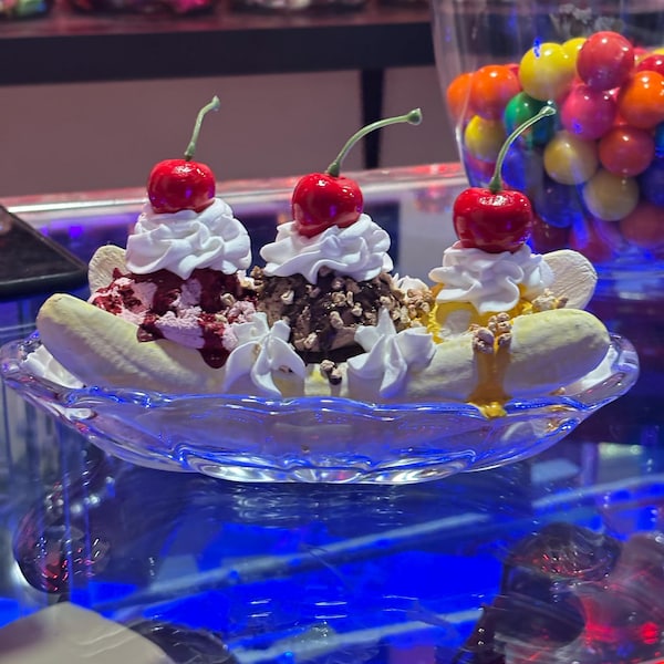 Fake Ice Cream Sundae Fake Hot Fudge Sundea,ice Cream Decor, Sweet ...