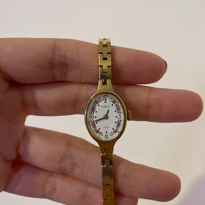 Tiny Vintage Women's Gold Watch, Mini Ladies Watch, Small Wrist Watch ...